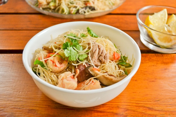 Pancit Bihon (Filipino Noodles) - Salu Salo Recipes